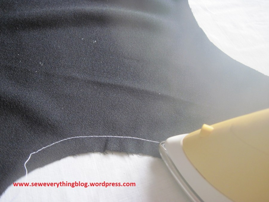 2 Sewing Tips: Easing Edition – Sew Everything Blog